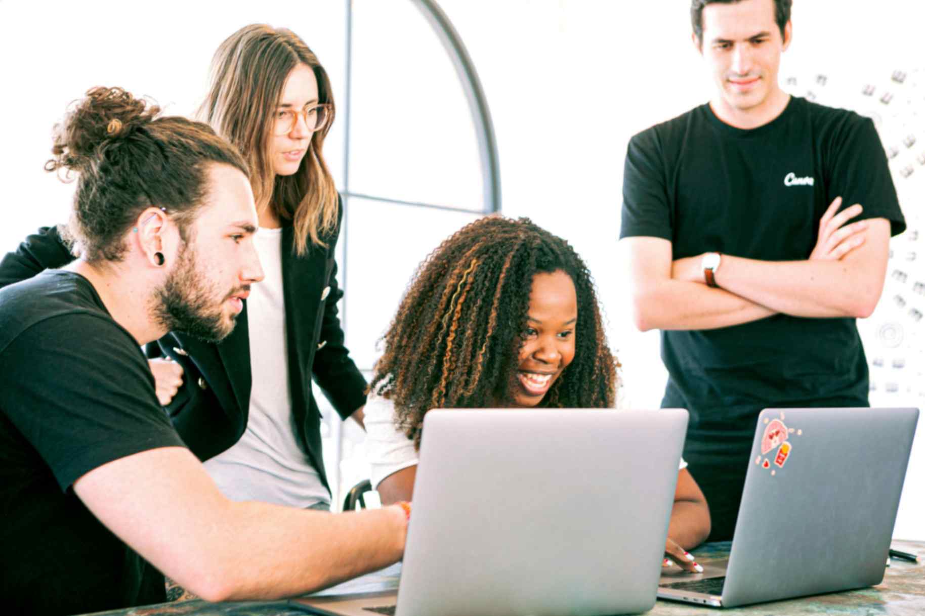 Brand Community: How to Build Yours + 10 Examples of Brand Communities