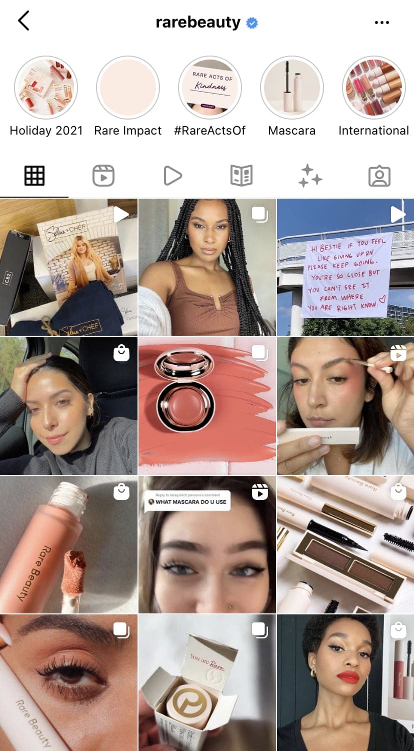 7 Effective Examples of Social Proof (and Why They Work)